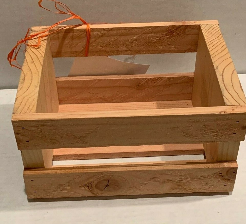 Painted Pig - Handcrafted Idaho Knotty Pine Wood Slat Box -Shabby Chic ...