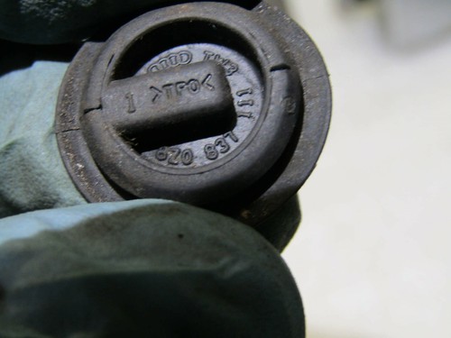 VW Touareg Mk1 7L 02-06 V10 interior door lock hole cover trim cap ...