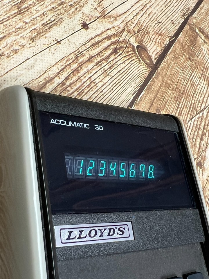 LLOYDs Accumatic 30 Calculator with Case Handheld Vintage | eBay