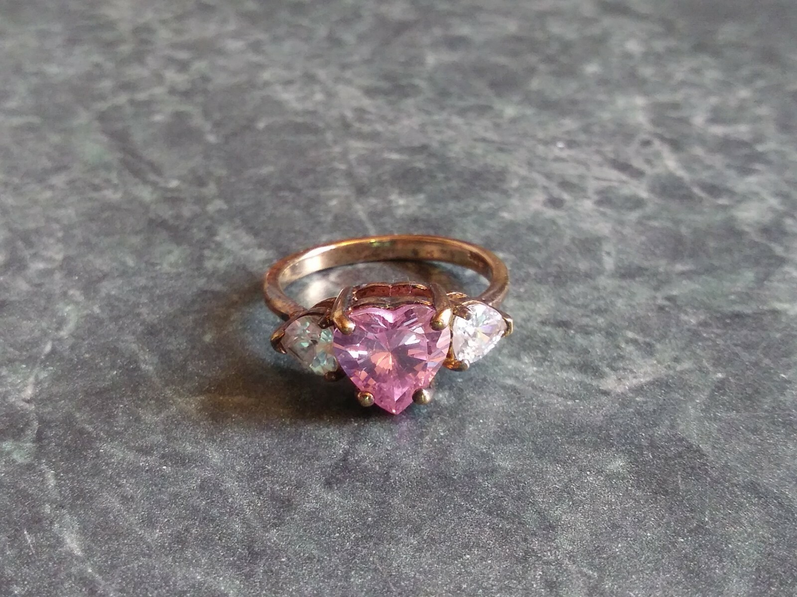 BEAUTIFUL VINTAGE PINK HEART RHINESTONE RING GOLD OVE… - Gem