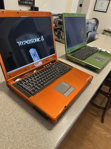 **Rare** 2 x D9T Retro Gaming Laptop: Voodoo Envy m:790 & Hypersonic ...