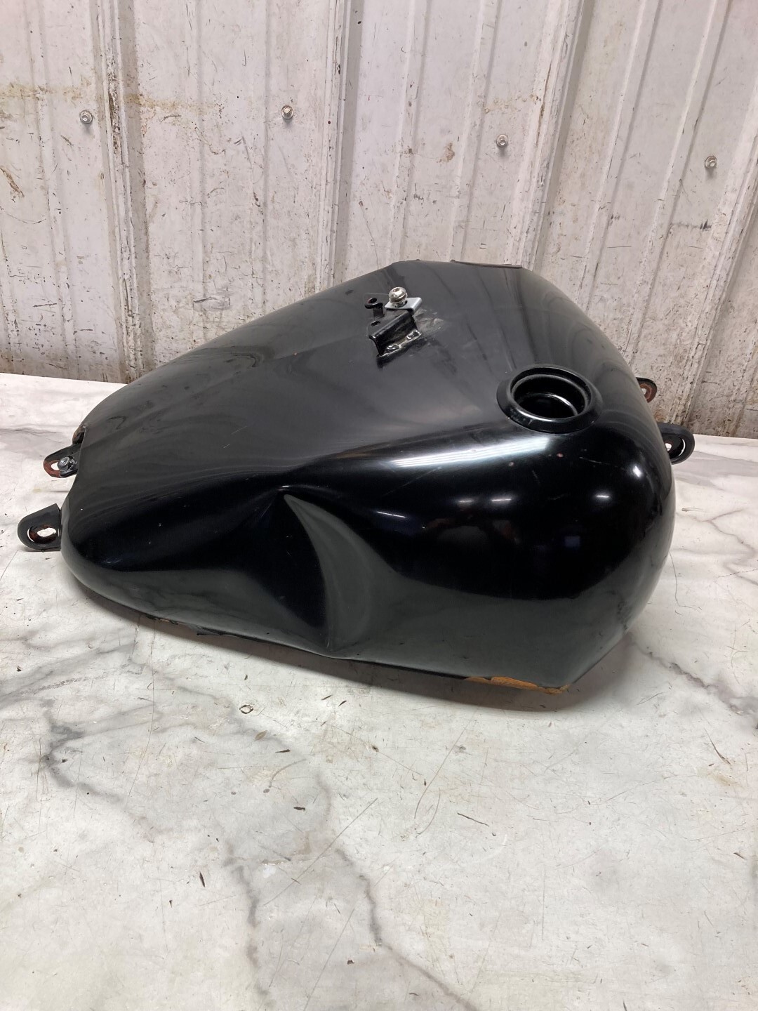 20 Harley Davidson FLSB Softail Sport Glide petrol gas fuel tank | eBay