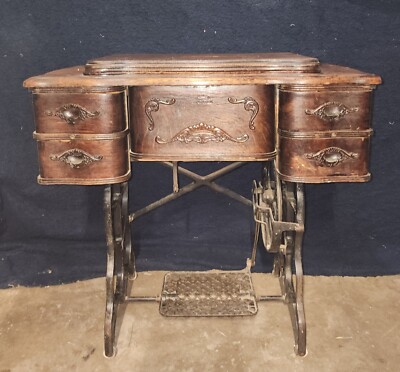 Antique Vintage Florence Rotary Treadle Sewing Machine in Original Wood ...