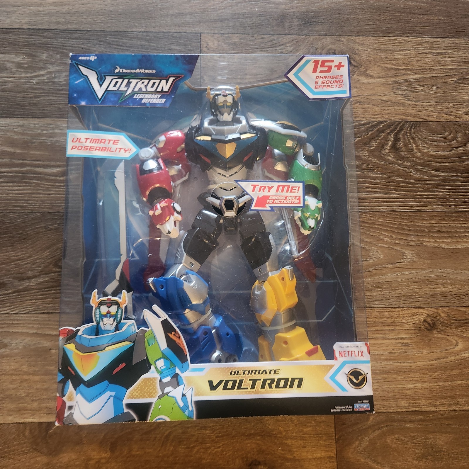 Voltron Ultimate 14" Electronic Figure NEW SEALED Netflix Legendary ...
