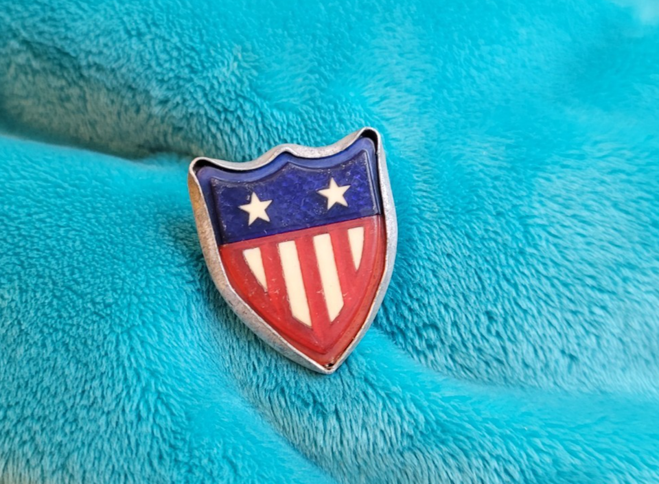 Vintage Flag Shield License Plate Reflector | eBay