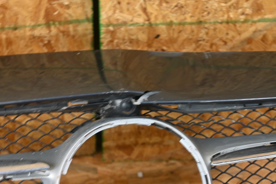 2015-2018 Mercedes-Benz W205 C300 C400 Base Front Bumper Cover Assembly ...