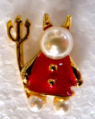 El Diablo Devil Red Enamel Body with Faux Pearl Face and Feet holding ...