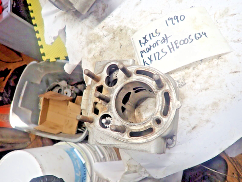 1990 Kawasaki KX 125 Cylinder Jug Barrel DAMAGED WILL NEED RESLEVED ...