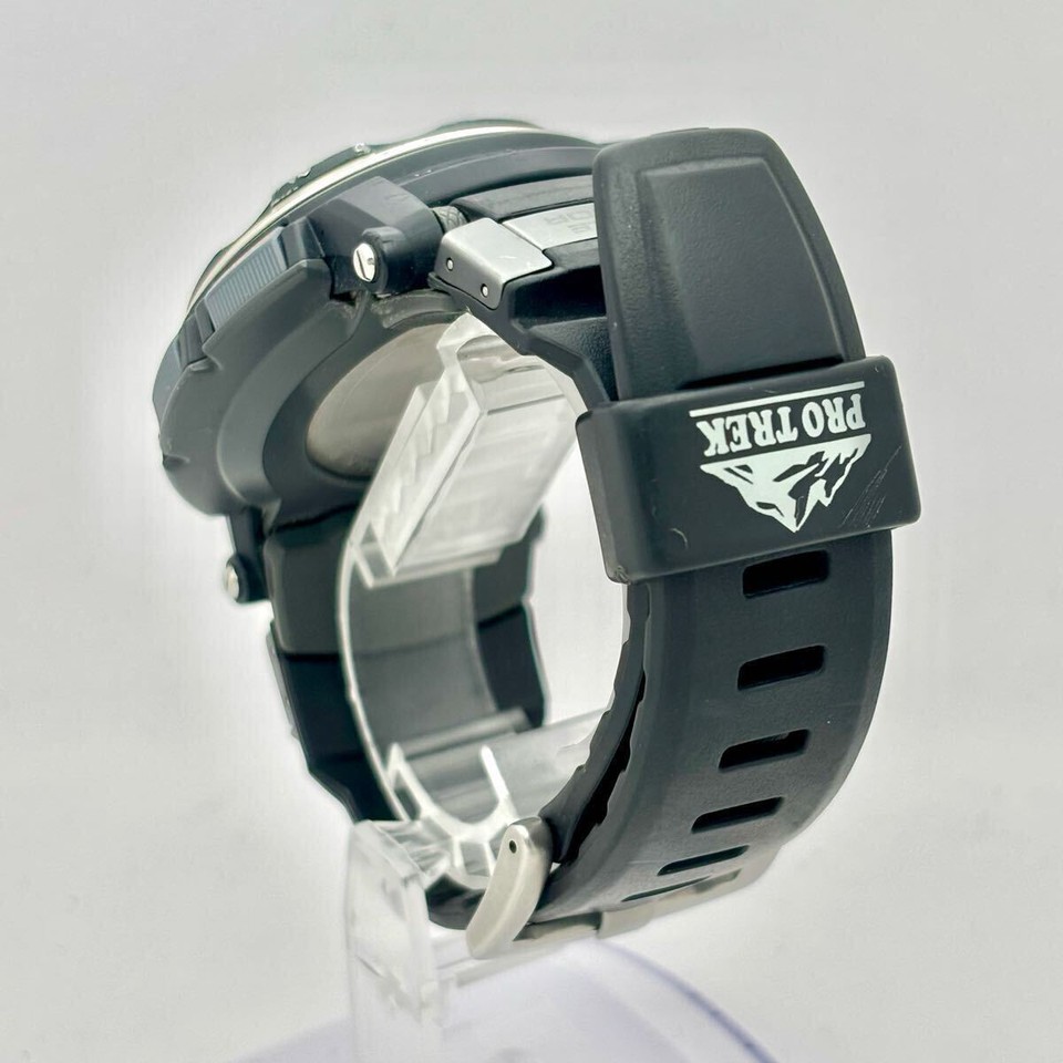 Excellent CASIO PRO TREK PRW-2500 Triple Sensor Solar Atomic Watch ...