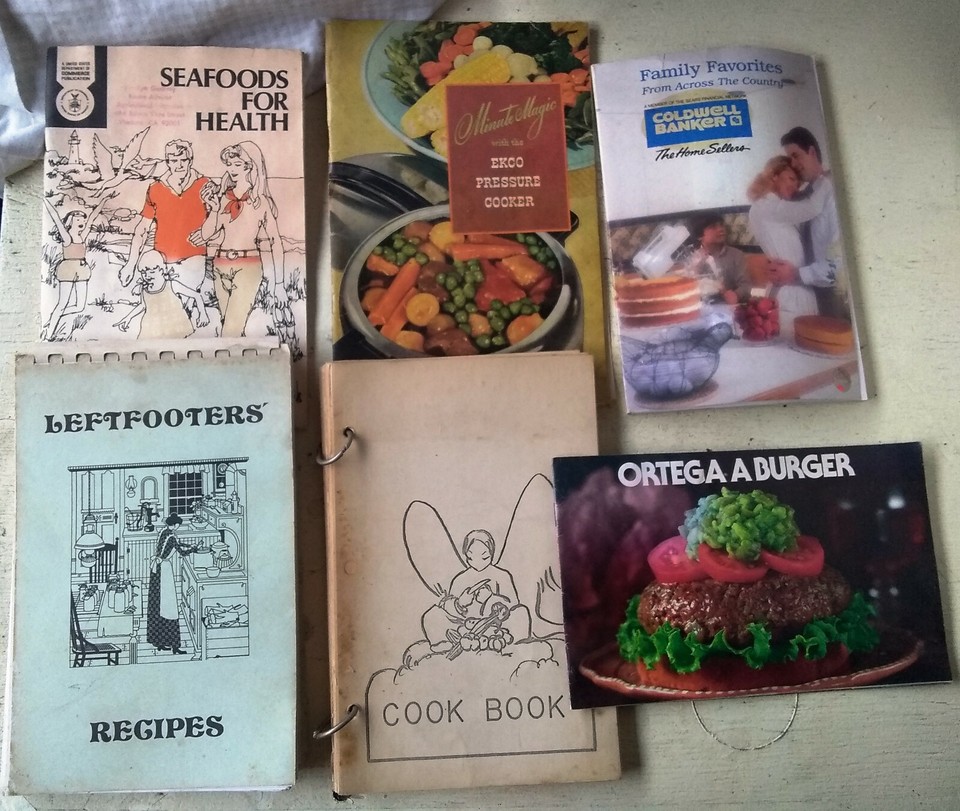 39 Cook Book + Booklet HUGE Lot * meals menus cookies desserts ...
