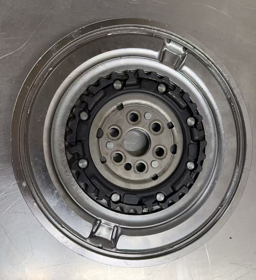 23200-2B590 Dual Mass Flywheel for Hyundai Kia Sonata Elantra Veloster ...