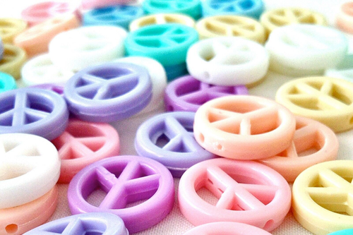 CHP217 = 60 x CND Charms 16mm plastic pastel col ideal for bracelet ...