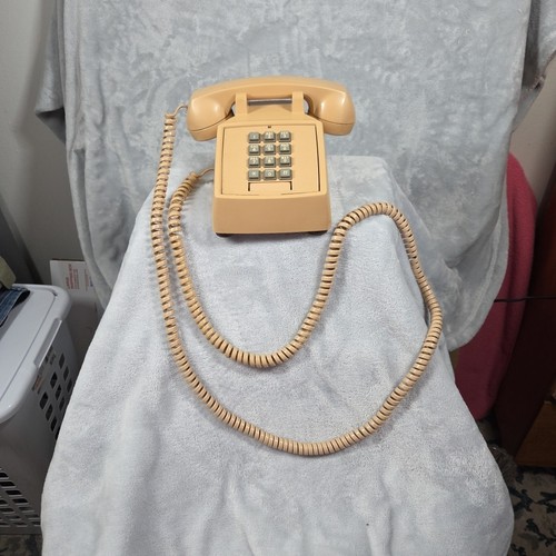 Vintage Premier ITT 2500 Rotary Push Button Land Line Telephone Beige ...