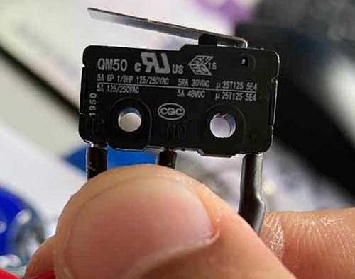 1PCS NEW QM50 micro-motion limit travel switch fit for electrical 5A 3 ...