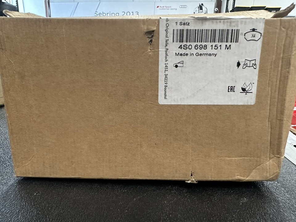 AUDI R8 4S Front Brake Pad Set 4S0698151M NEW GENUINE | eBay