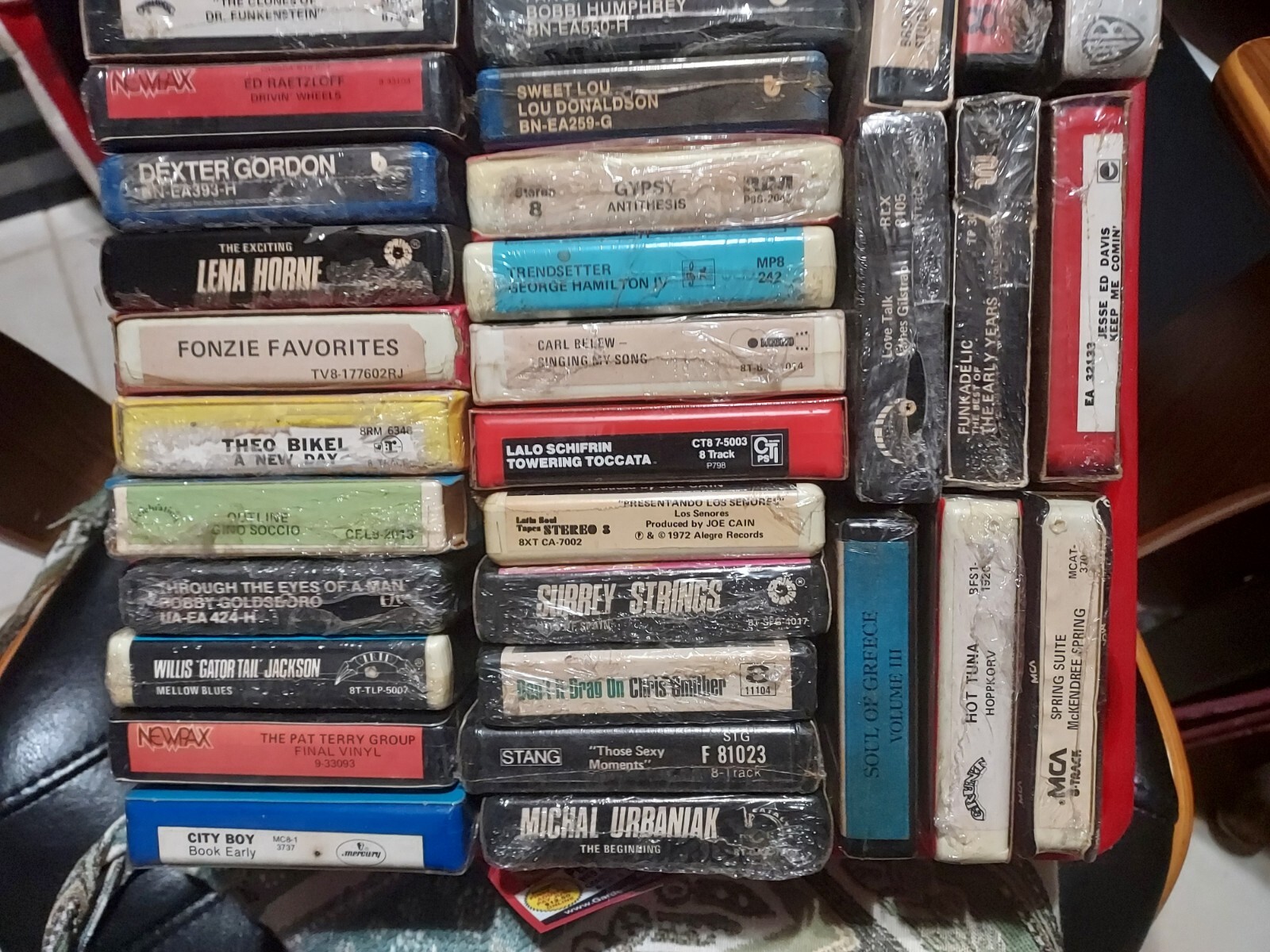 RARE 8 TRACK TAPES-$3 each of YOUR CHOICE-VARIOUS GENRE and ARTISTS-WE ...