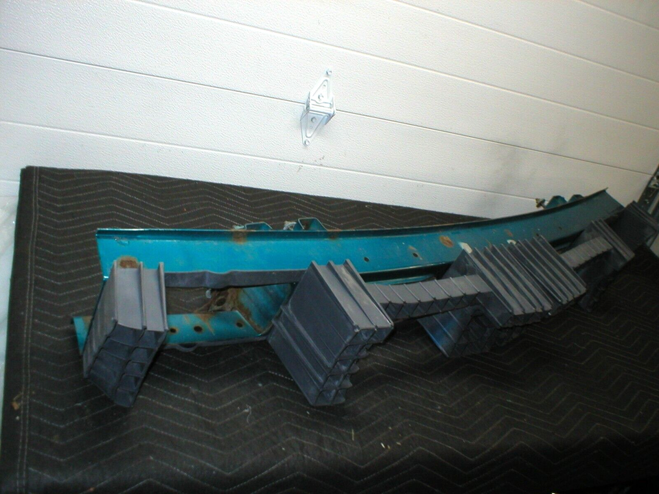 1985-1992 Camaro Iroc Z28 RS Front bumper Crash Inpact Absorber Bar ...