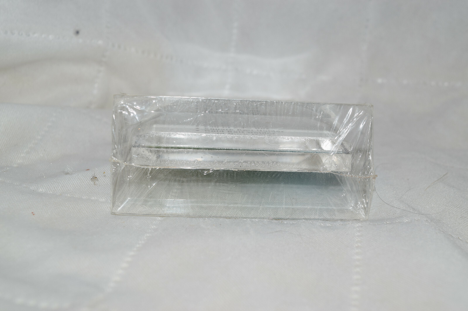 Ultra Pro Stor Safe 2.5 x 3.5in Vertical Lucite Card Holder Crystal ...