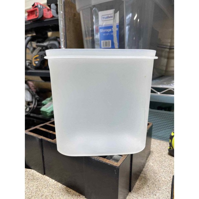 Tupperware 7 1/4 Cup Modular Mate Oval #3 1613-21 w Blue Pour-All Seal ...