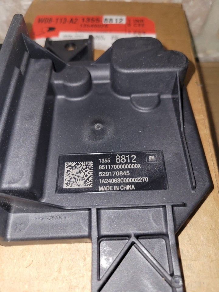 13558812 Genuine GM Fuel Pump Power Control Module New/ NEW PART ...