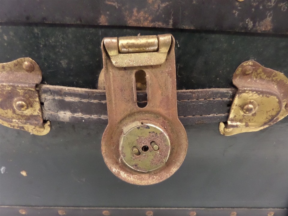 Vintage Locking Steamer Trunk Footlocker | eBay