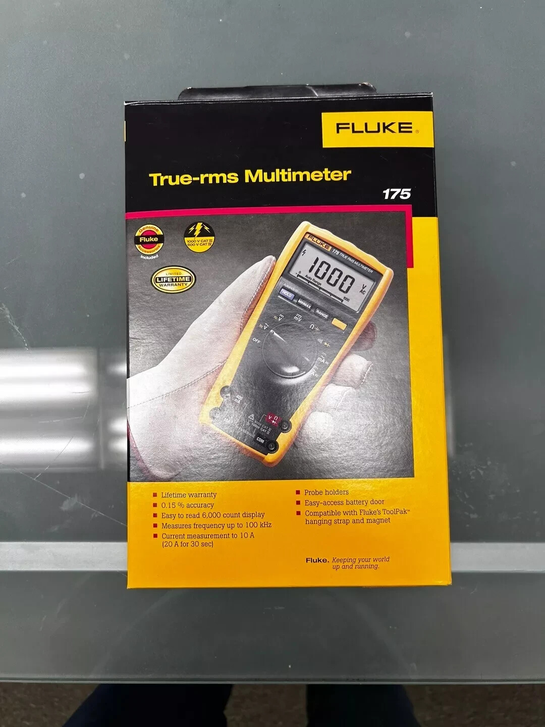 Fluke 175 TRUE RMS Digital Multimeter w/ extra fuses and cables, Clip ...