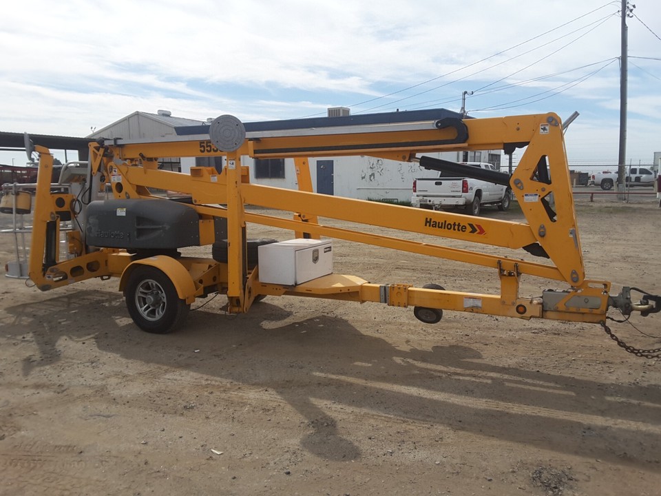 2017 Haulotte 5533A Towable Boom lift man lift Boomlift manlift Hours ...