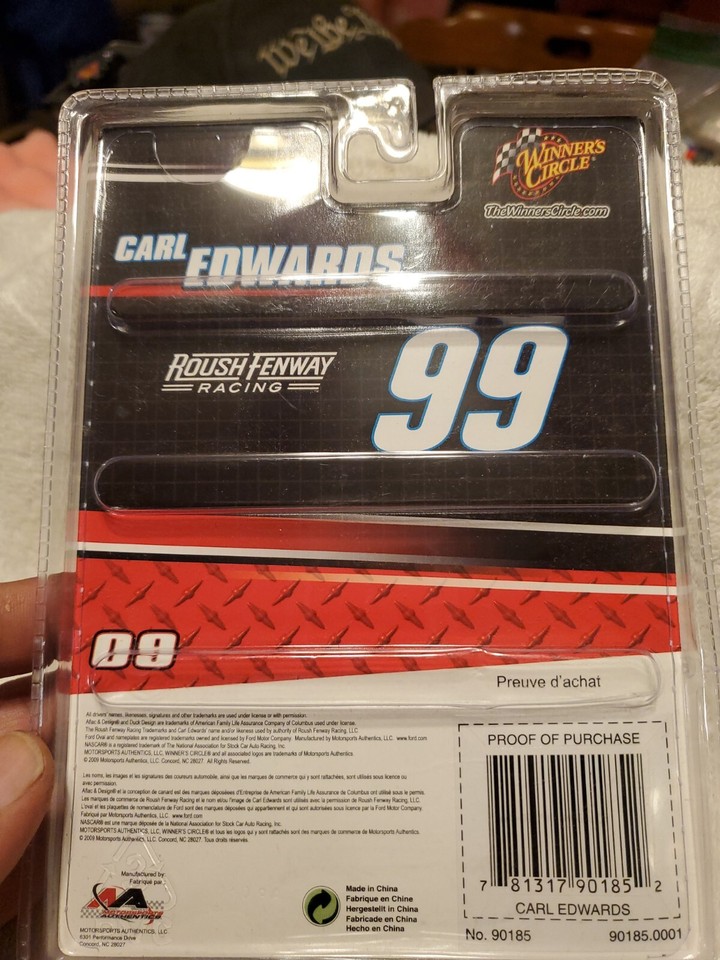 WINNERS CIRCLE NASCAR CARL EDWARDS 99 2009 CAR AND HELMET MAGNET SET 1: ...