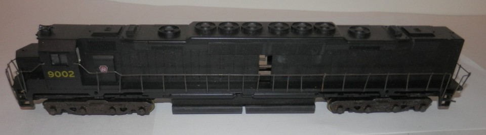 Athearn HO Scale POWERED Pennsylvania 9002 DD-40 Loco #4244 - PARTS OR ...