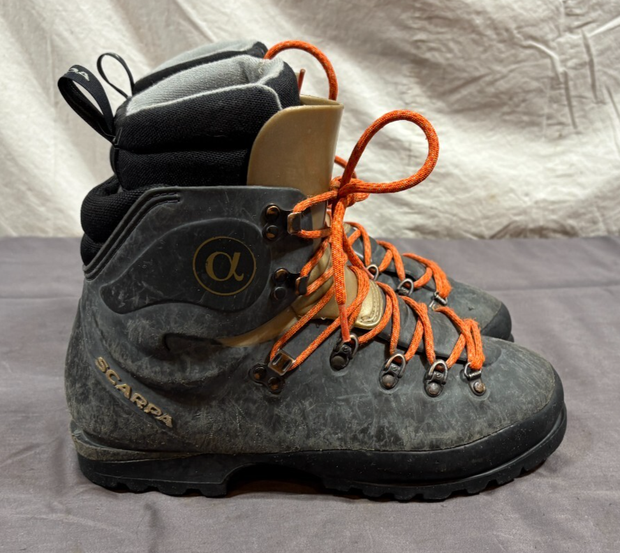 Scarpa Alpha Hard Shell Mountaineering/HIking Boots Airwalk Soles US ...