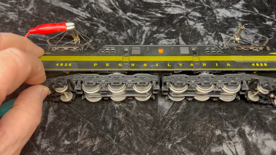 HO Scale GG-1 Electric Locomotive/LOCO #4828 Pennsylvania WORKS GREAT ...