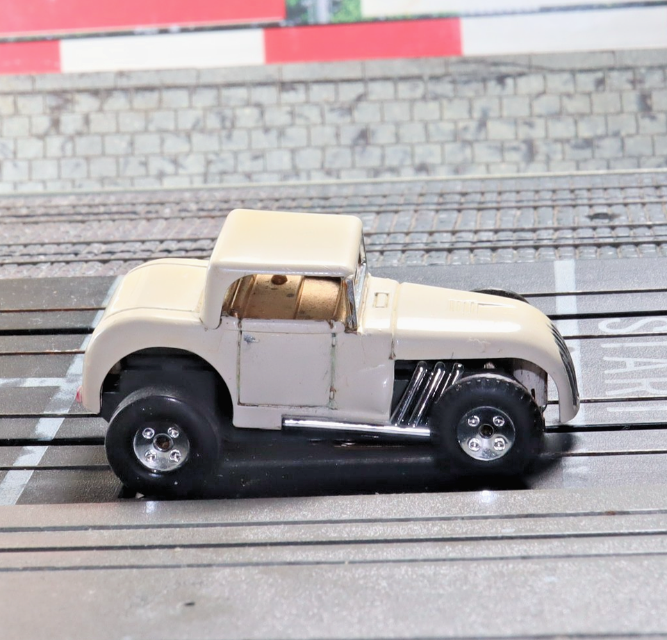 Aurora Tjet Hot Rod Coupe {#1366)& 60's Closed Rivet Chassis + w/Pro 10 ...