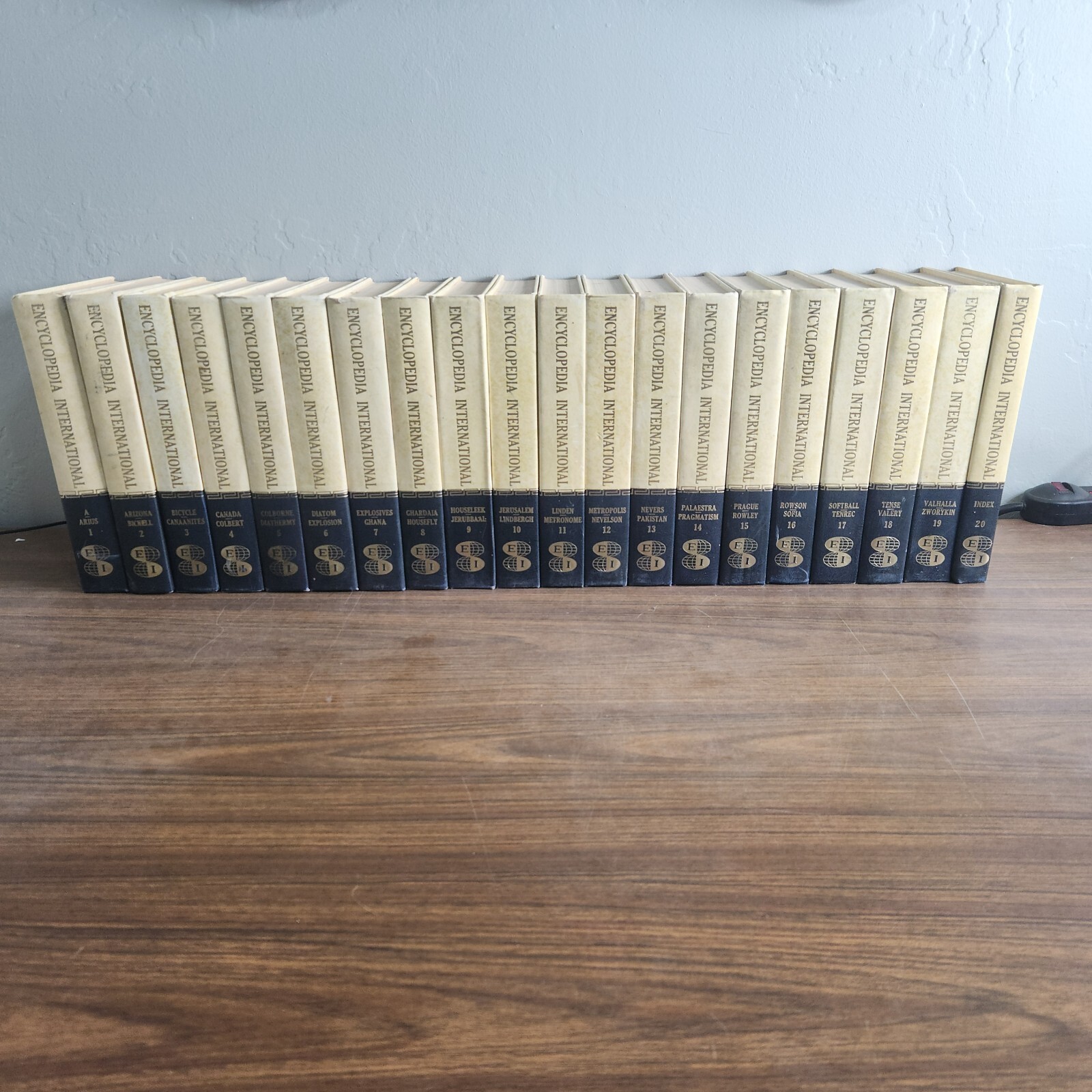 Grolier Encyclopedia International 1974 Complete Set 1-20 | eBay