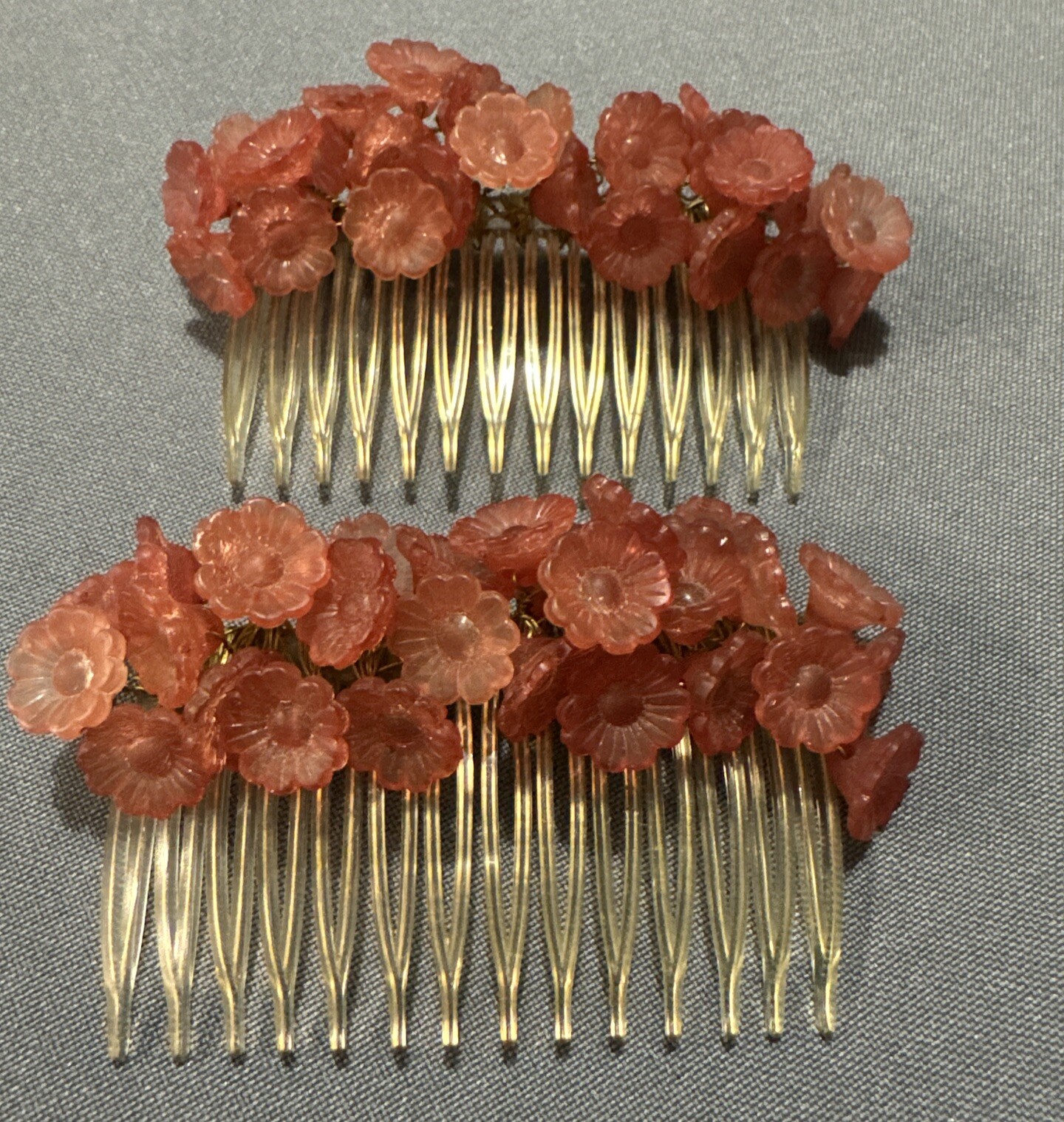 Light Pink Color Floral Lucite Side Hair Comb pair V… - Gem