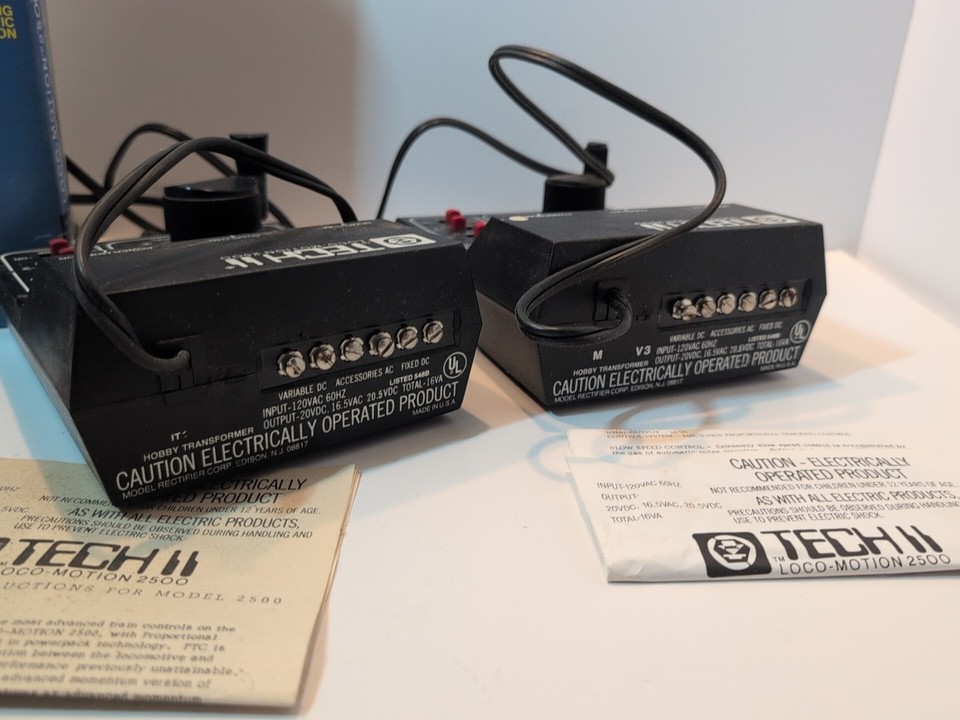 2x MRC Tech II Loco-Motion 2500 HO OR N SCALE DC Model Train Control ...