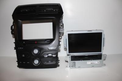 2014- 2015 FORD EXPLORER RADIO FACE DISPLAY SCREEN CD MECHANISM PLAYER ...