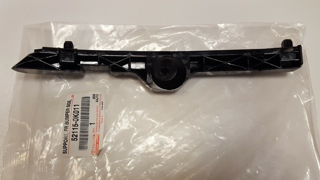 Toyota HILUX 05 - 10 FR Bumper Side Bracket RH 52115-0k011 521150K011 ...