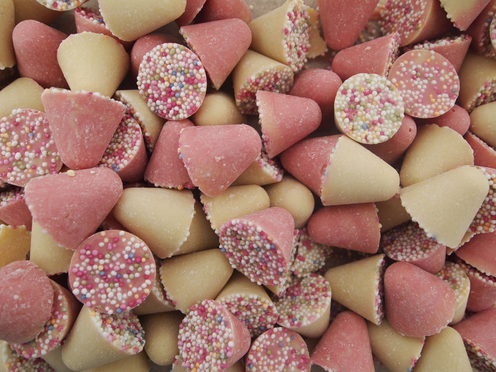 Hannah's Chocolate Spinning Tops Wholesale Pick n Mix Wedding RETRO ...