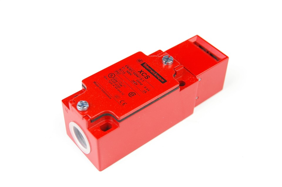 Telemecanique XCSA702 XCS-A702 Safety Limit Switch | eBay