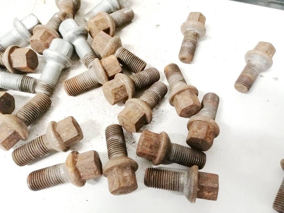 Vehicle Wheel Nuts for Mercedes-Benz ML-CLASS UK2479443-71 | eBay UK