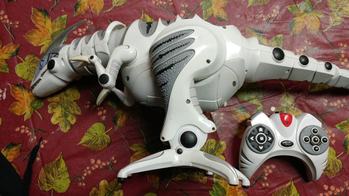 Wowwee Roboraptor Remote Control Dinosaur Special Edition Roboraptor