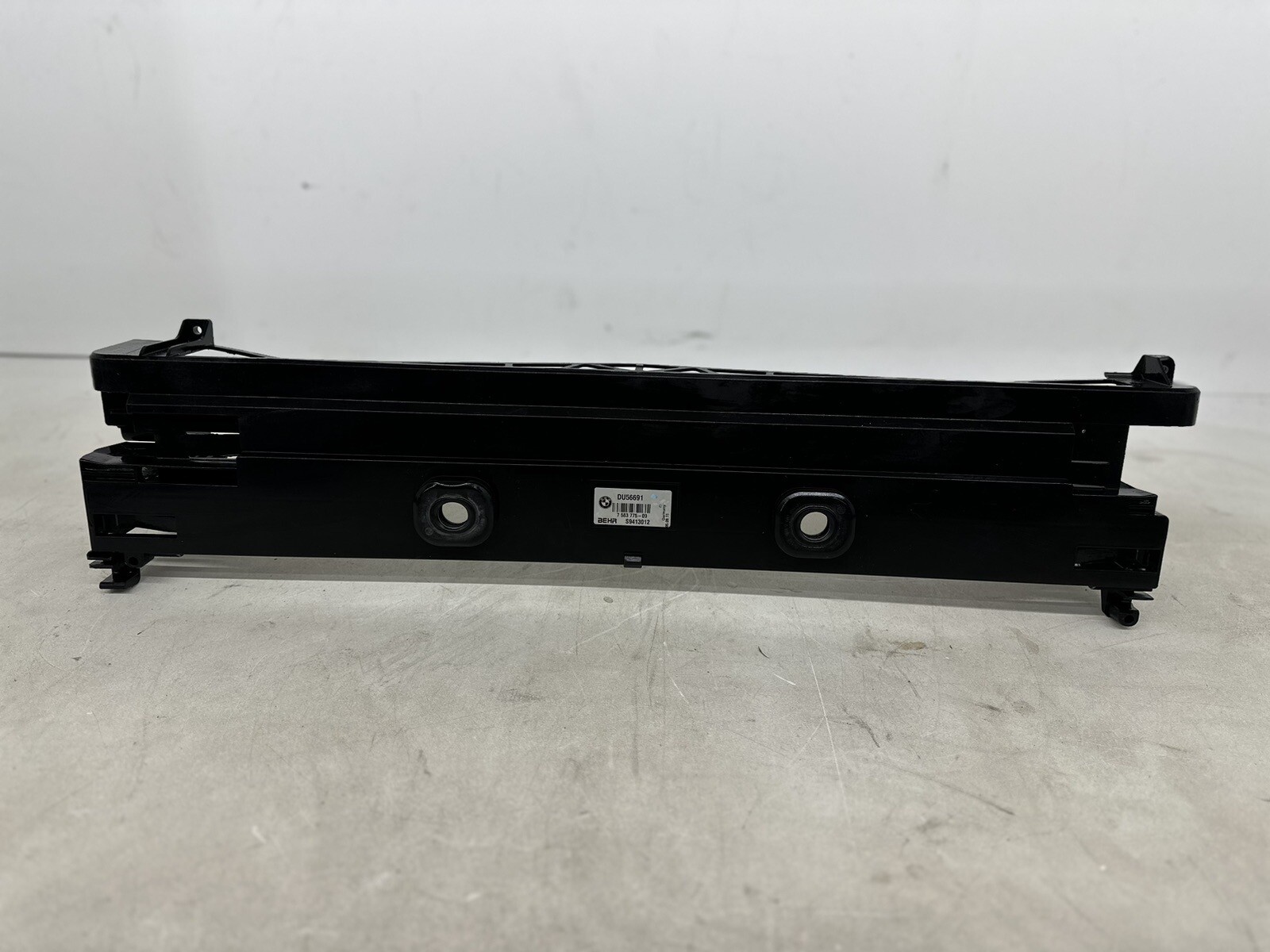 2009-2016 BMW 535XI F10 3.0L N55 FRONT UPPER RADIATOR MOUNT BRACKET ...