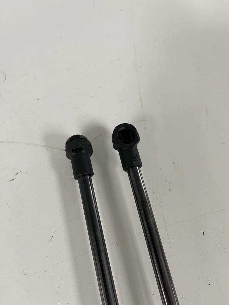 New Genuine Nissan Qashqai Rear Boot Tailgate Gas Struts Pair 90450 ...