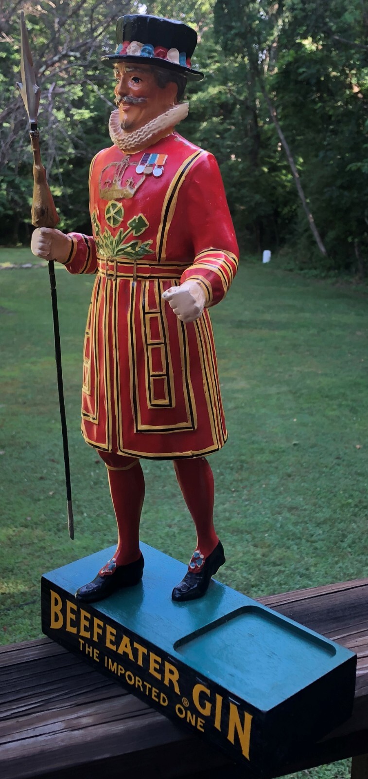 RARE VINTAGE 1940s/1950s? BEEFEATER GIN BAR DISPLAY WITH HANDPAINTED ...