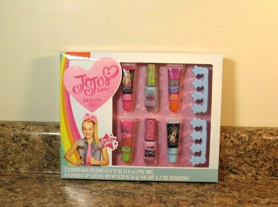 Jojo Siwa Beauty Set Girl Nail Polish Lip Gloss Toe Separators for sale ...