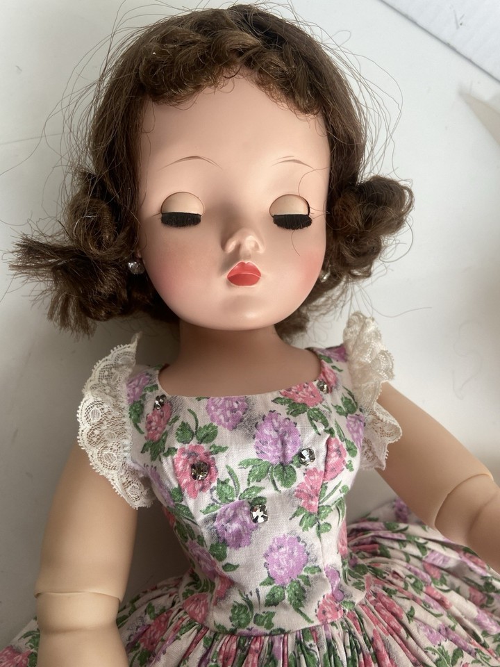 Sweet Cissy Doll In Clover Dress By Madame Alexander 20" Brunette | eBay