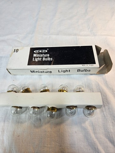 New Set of 10 CEC Miniature Light Bulbs #67 13-2824 12V4CP NOS | eBay