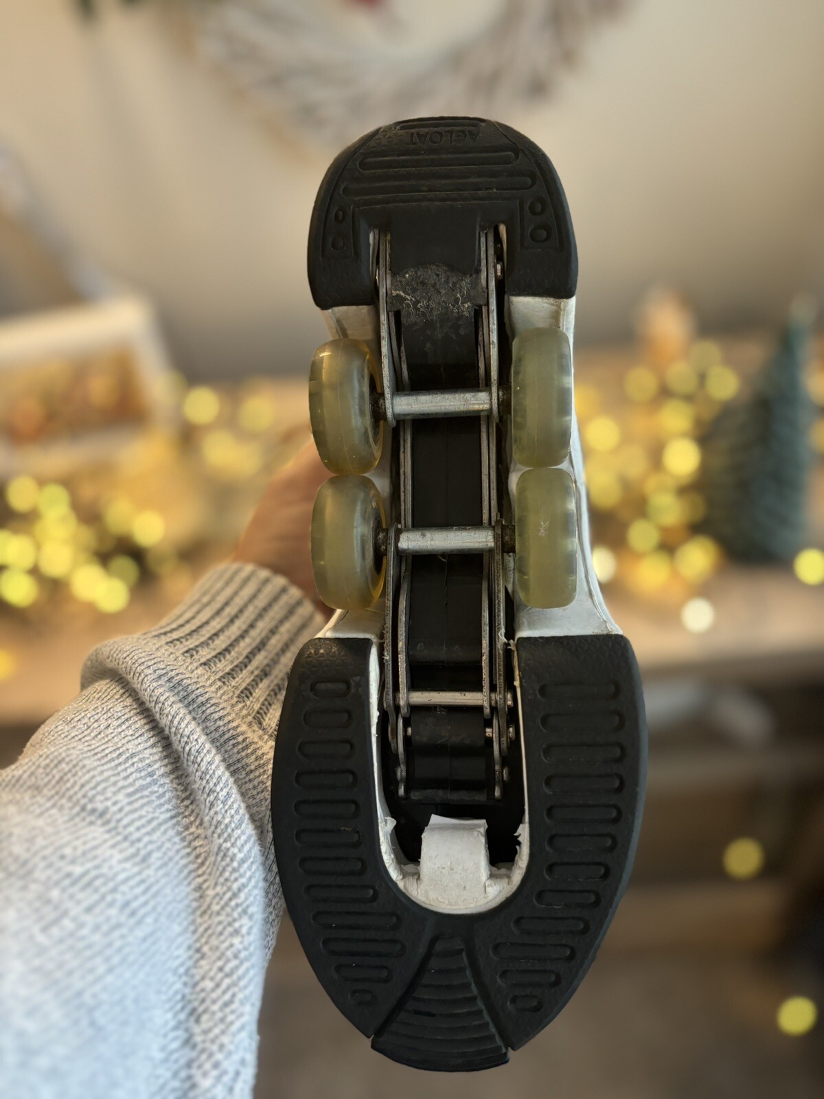 Agloat Skate Shoes Retractable Rollers White And Red Women Size US 7.5 ...