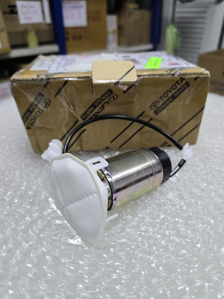 Genuine 23220-0C051 Pump Fuel For Toyota | eBay