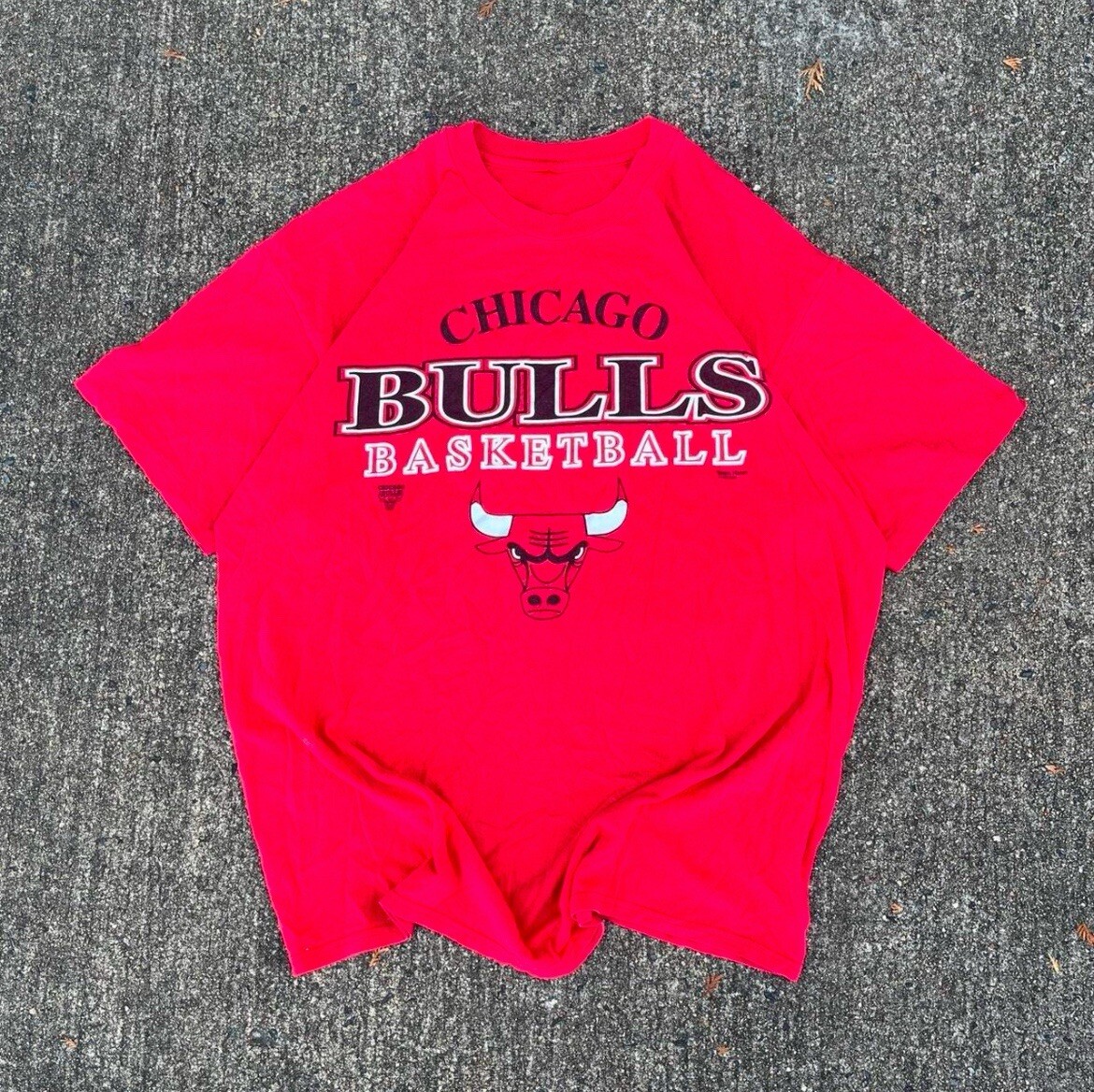 Vintage Single Stitch Red Chicago Bulls Basketball Ts… - Gem